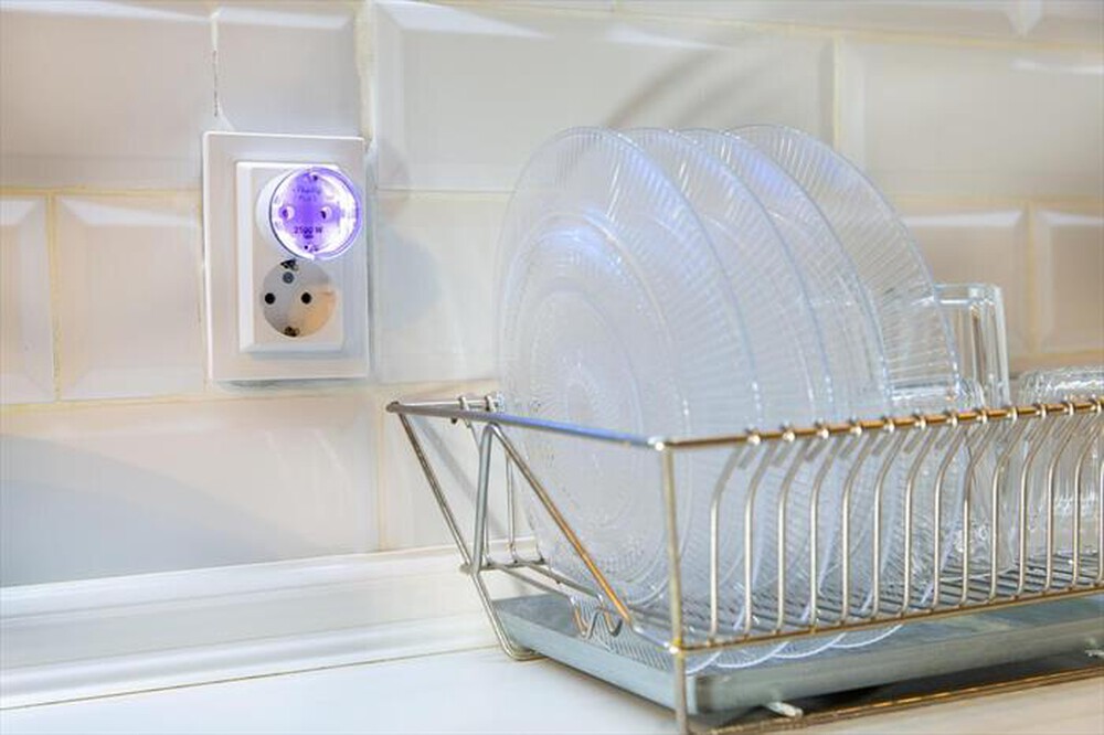 SHELLY - Presa di corrente WiFi intelligente PLUS PLUG S-BIANCO | Euronics